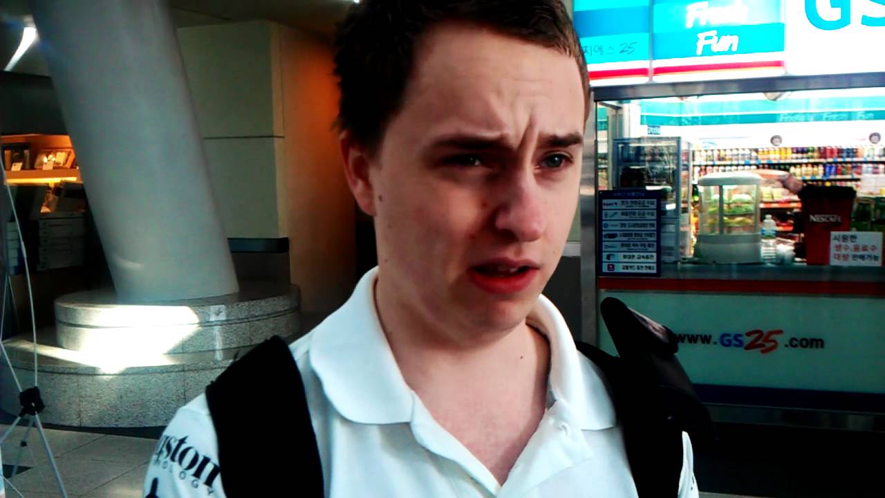 Rakaka.se WCG11: Intervju GeT_RiGhT - YouTube