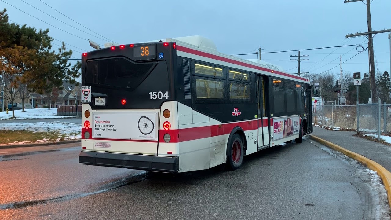 TTC`s 1504 (Now Retired as of January 2020) idling at Rouge Hill Go ...