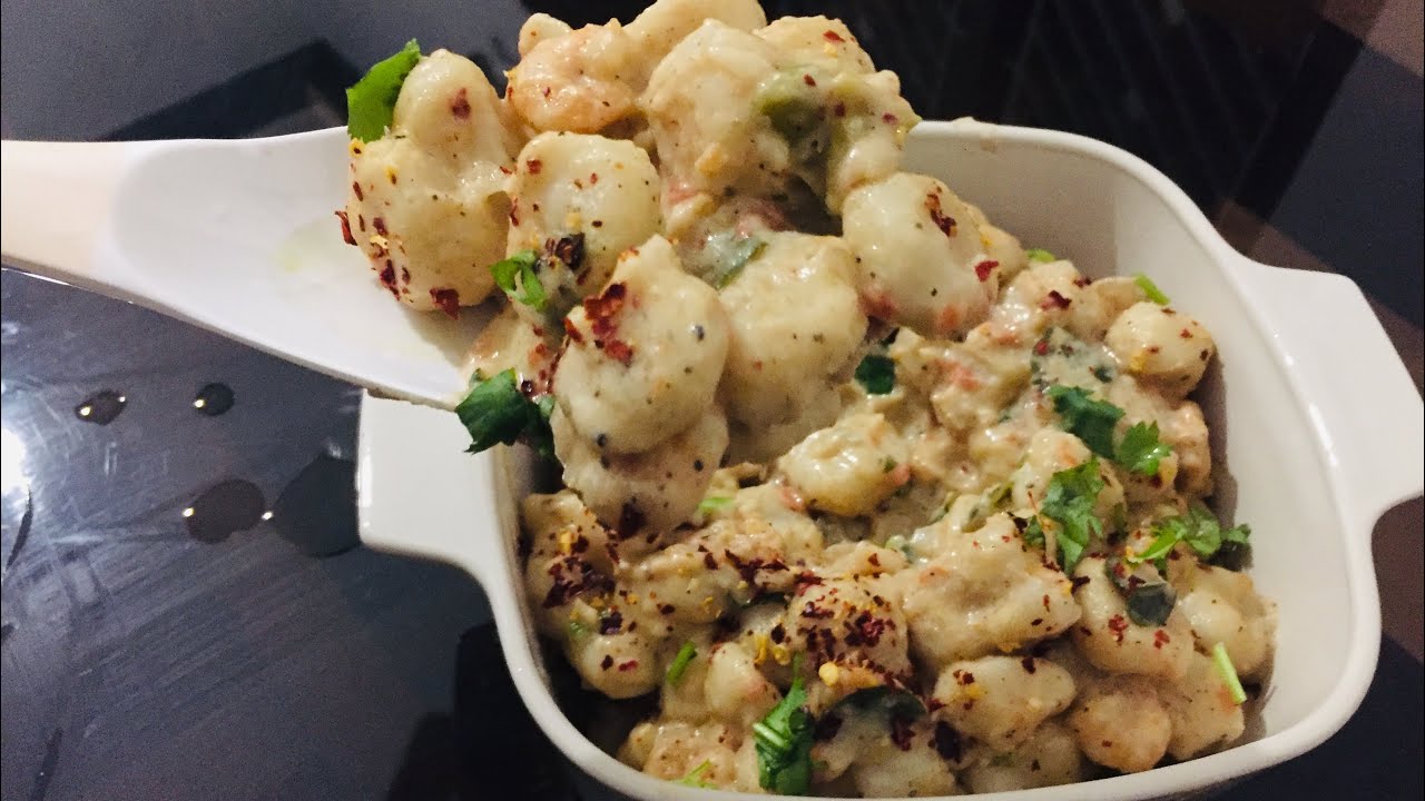 Monjulla kunni pathal / kaka roti / pathri kuzhi - YouTube