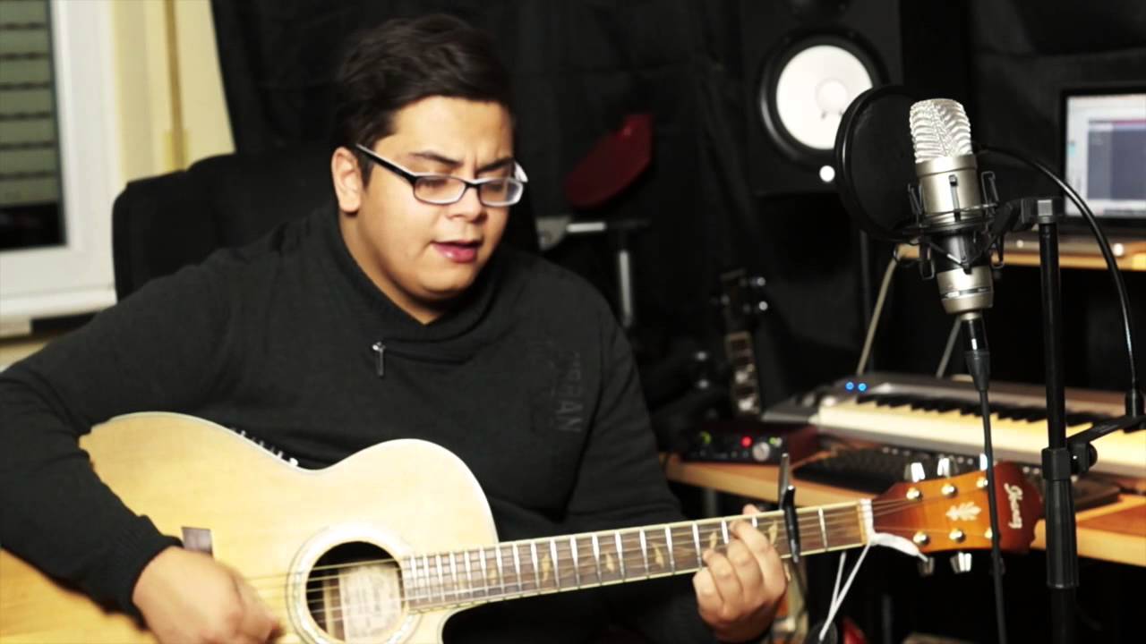 Mittelpunkt - Glaubenszentrum (Christian Riesbeck) - YouTube