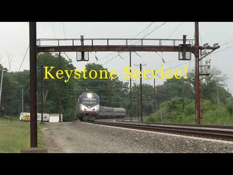 Amtrak Keystone Trains! With Cab cars! - YouTube