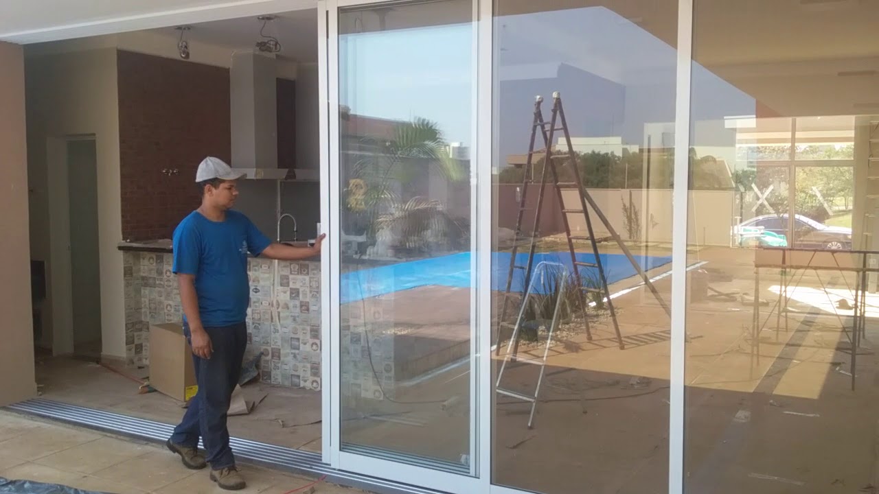 Porta de Correr 06 Folhas com trilho filete na pedra (abertura) - YouTube
