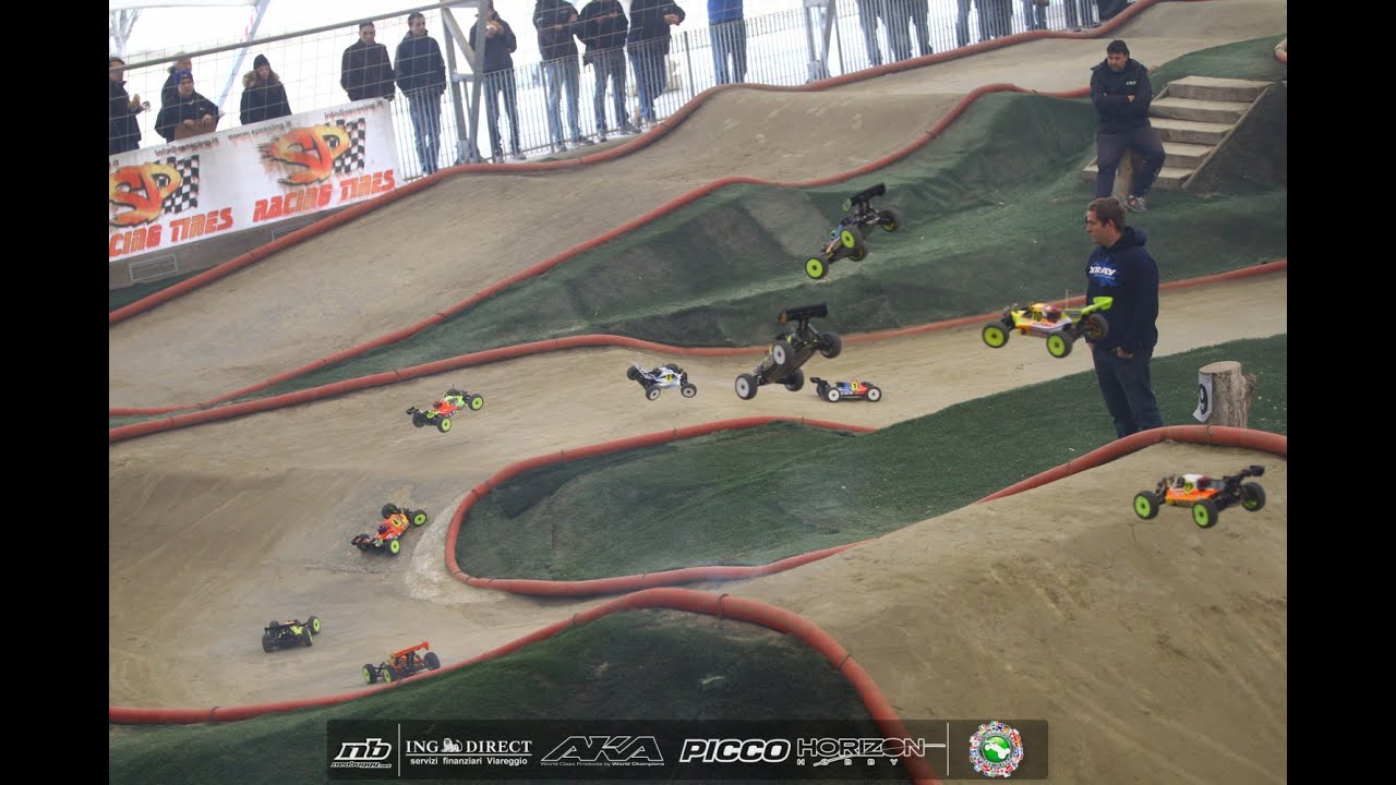2015 World Indoor Buggy Cup - Nitro Buggy Main Final - YouTube