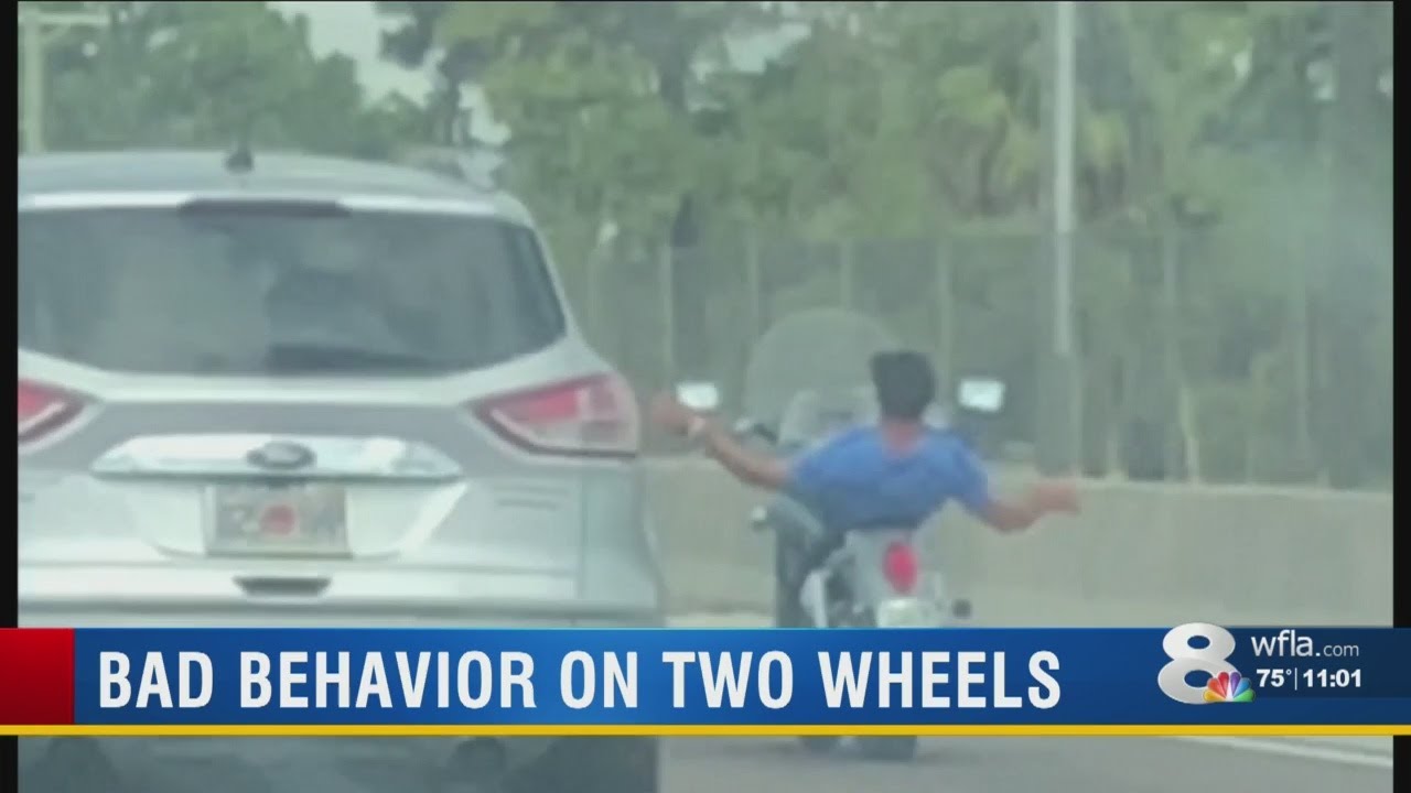 'Look Ma, no hands!': I-4 motorcycle stunt caught on camera - YouTube