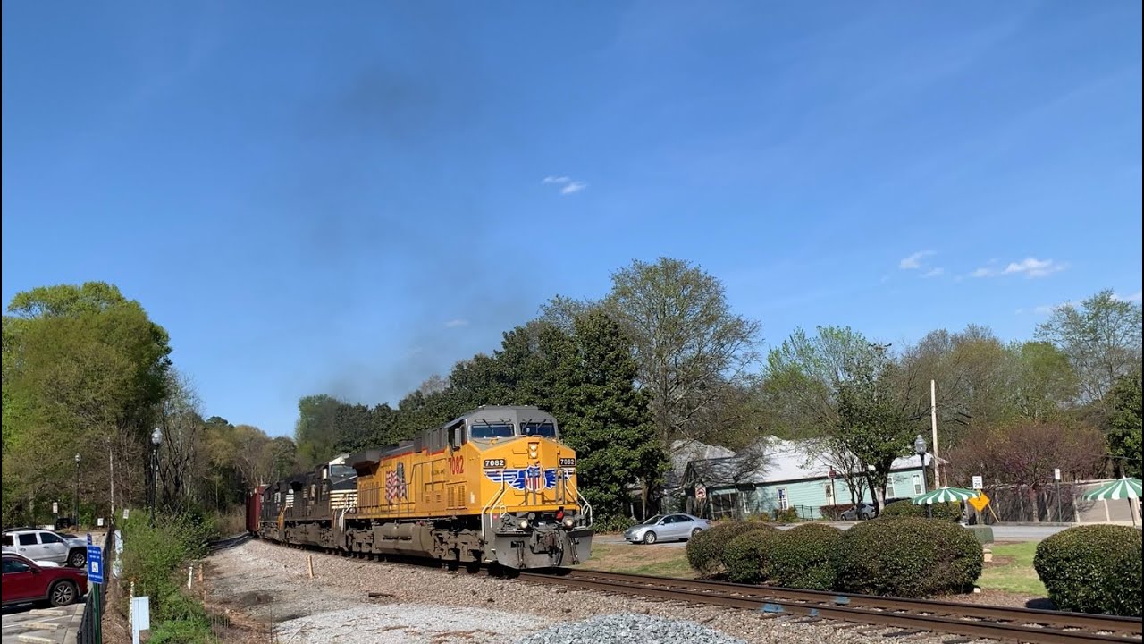 UP 7082 Leads NS 153 (With a Single Mid-Train DPU) Thru Norcross, GA 3/27/2023 - YouTube