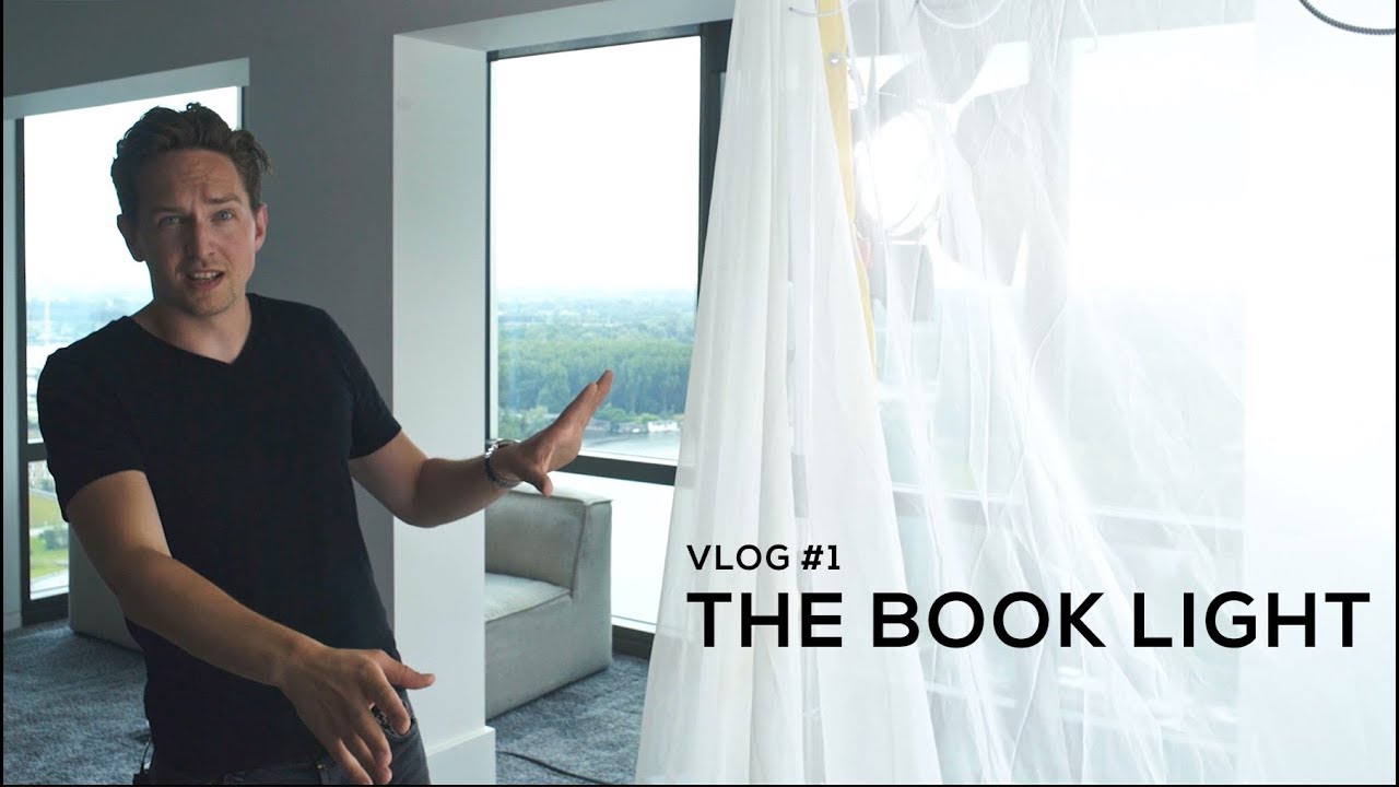 Bas Goossens - Vlog #1: The Book Light - YouTube