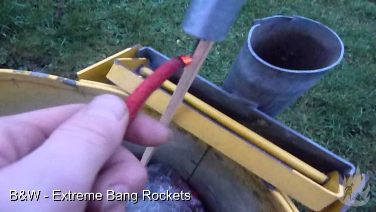 B&W - Extreme Bang Rocket - YouTube