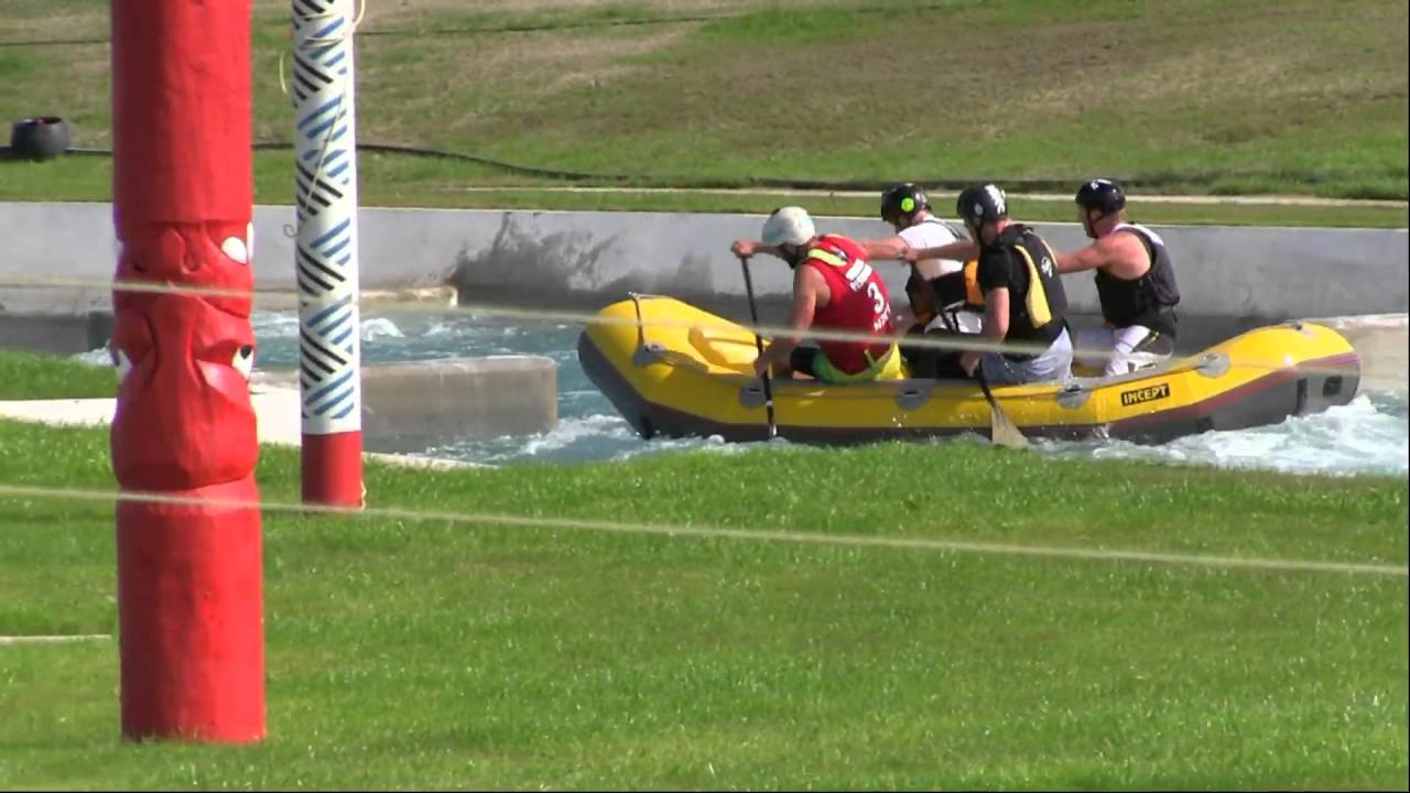 Raft R4 mens sprint racing at Vector Wero Whitewater park - YouTube