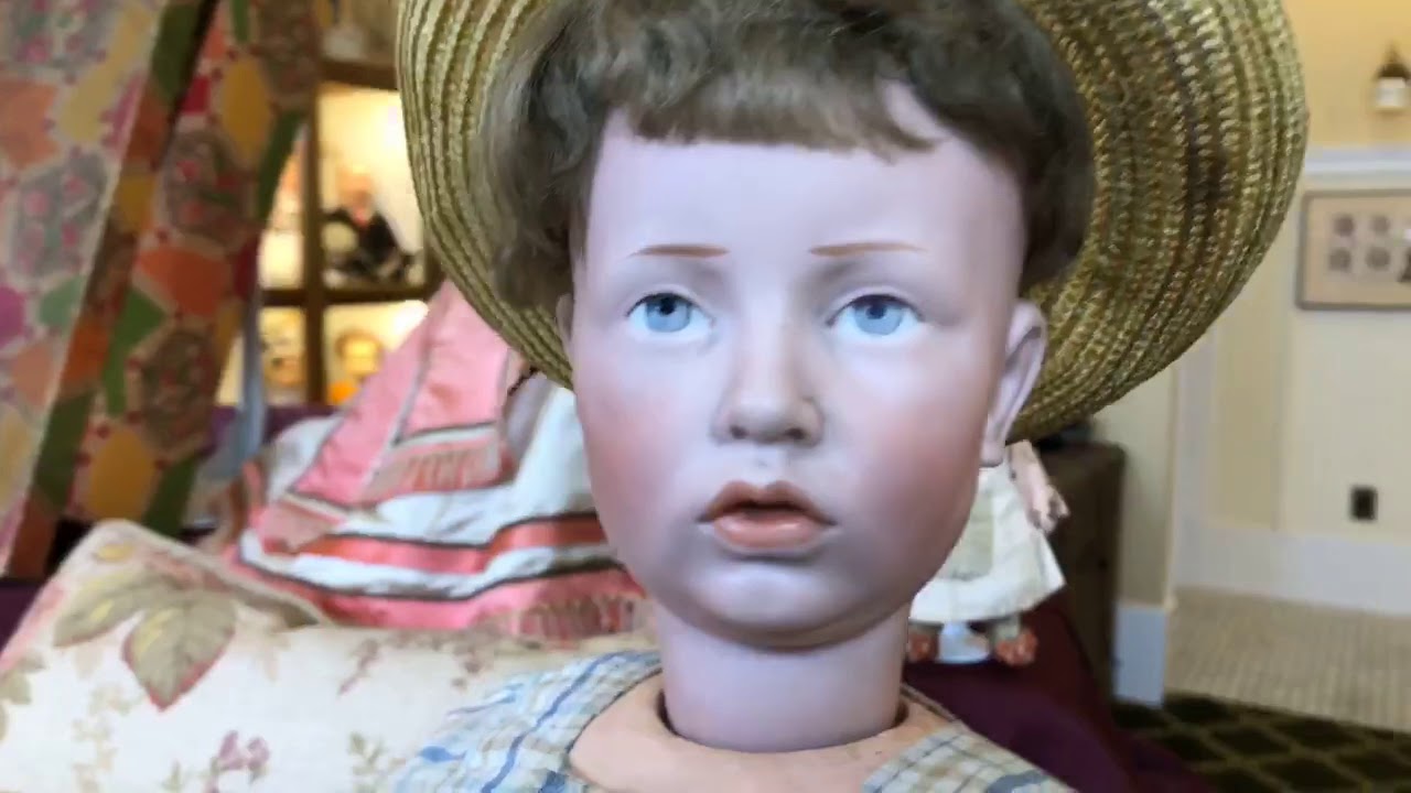 Ruby Lane Dolls: The Doll Audience Choice - YouTube