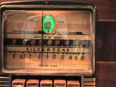 Silvertone Radio Model 6493 Tuning Eye - YouTube