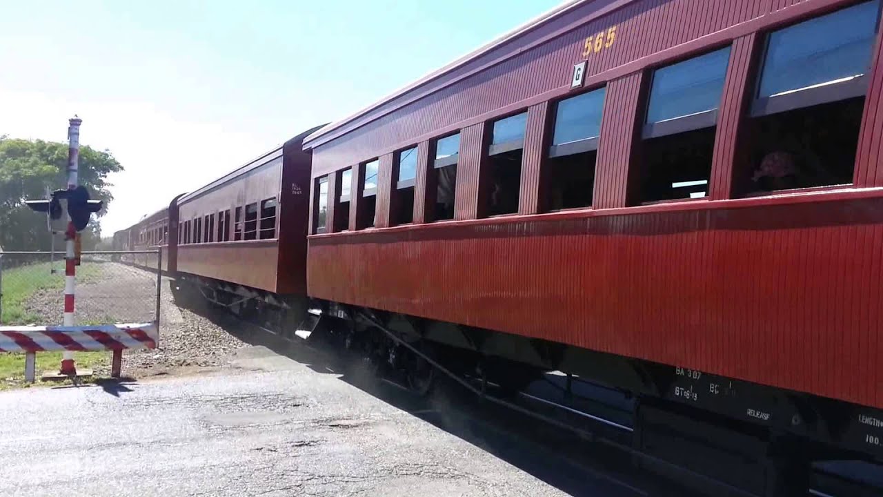 Sunshine Express Tour at Pinkenba - YouTube