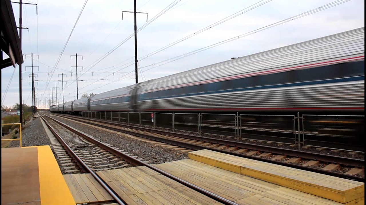 Amtrak Northeast Regional : 2 AEM-7s with Amfleets Passing Bristol, PA ...