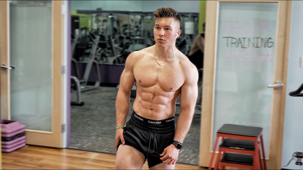 GETTING SHREDDED After Quarantine | First Leg Workout Back | The Shred ...