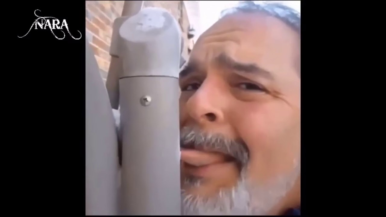 Faze comice,Mori de ras,incearca sa nu razi,faze tari,haioase,amuzante ...