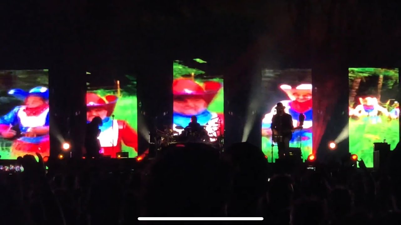 Primus - Wynona’s Big Brown Beaver - 6/30/18 - Thunder Valley - Lincoln ...