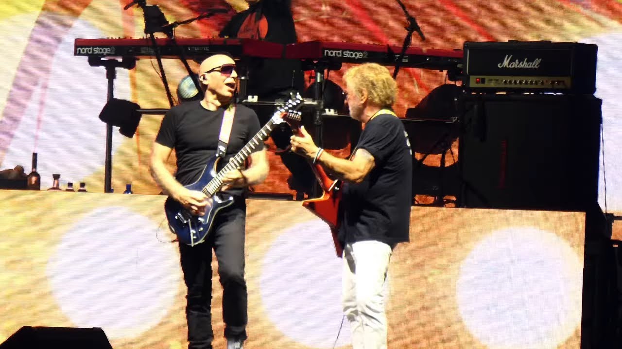 Sammy Hagar Unleashes 'There's Only One Way to Rock' Live! - YouTube