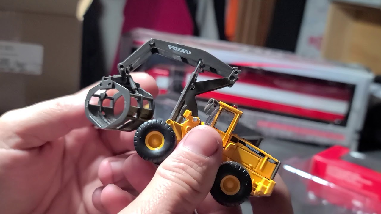 New HO Toys - YouTube