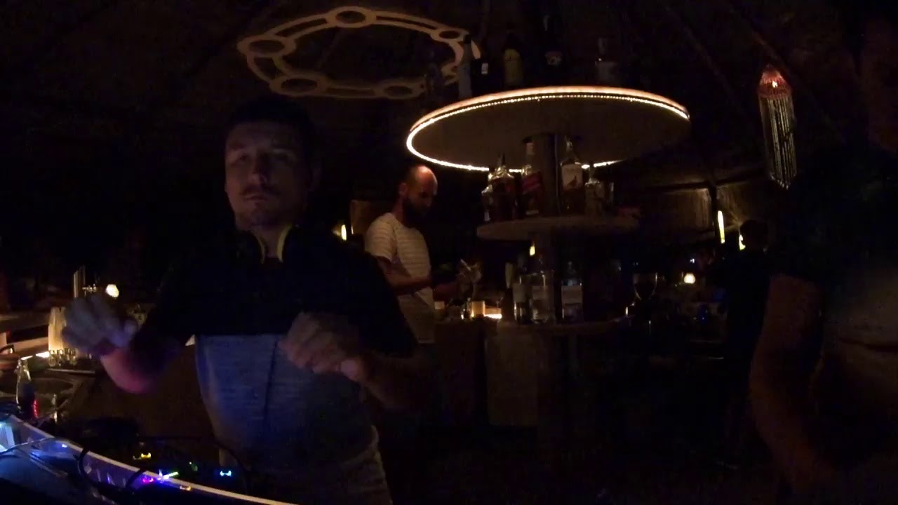 Friday night at BeachBar Smokinja - YouTube