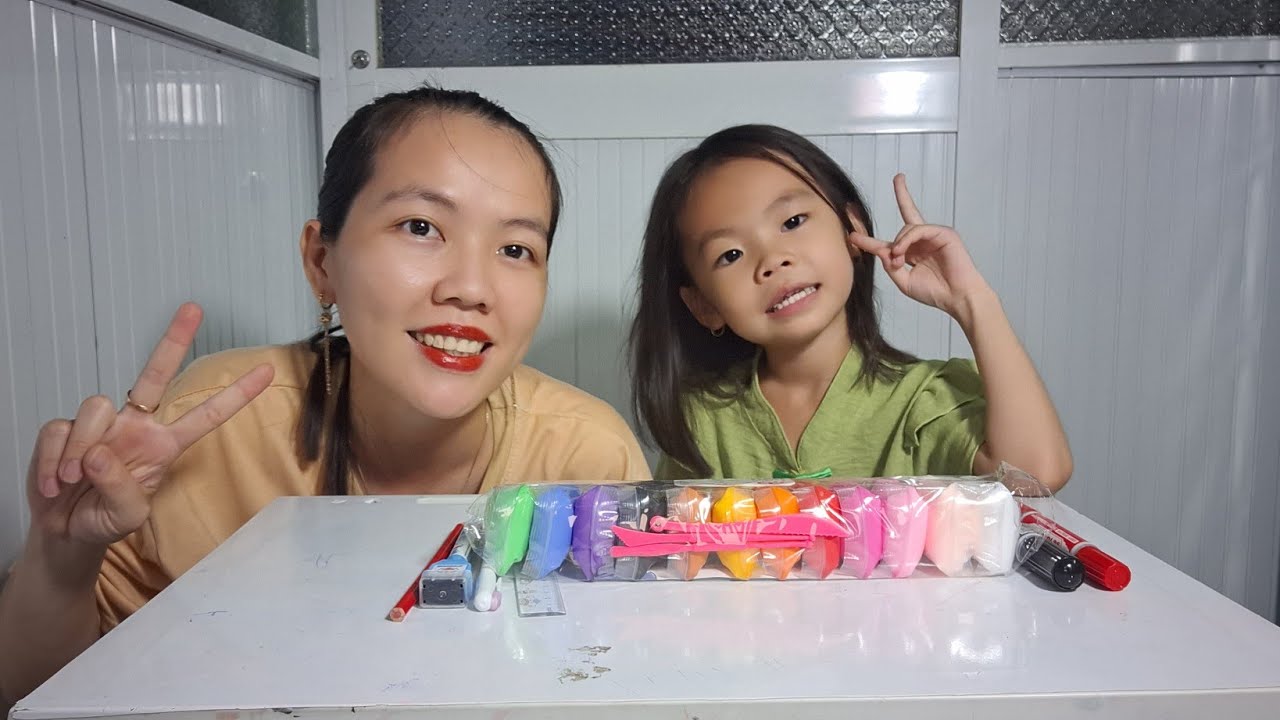 @binbogameshow9894 BƠ VÀ MẸ NẶN ĐẤT SÉT - BIN BO GAMESHOW - YouTube