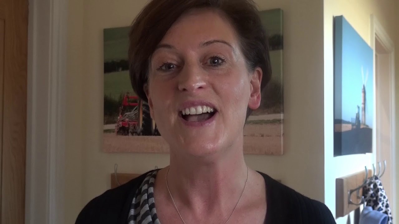 BCSL Digital Marketing Course - Feedback from Elinor Perry-Hall - YouTube