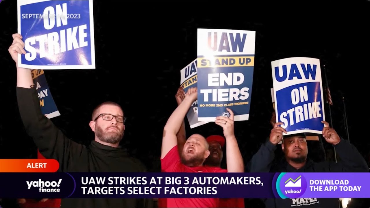 UAW makes history with strike against Big 3 Automakers - YouTube