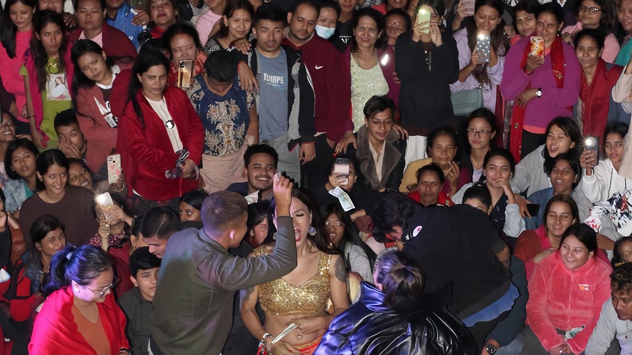 Anarkali Disco Chali binitashahi Deusi vailo 2080 butwal - YouTube