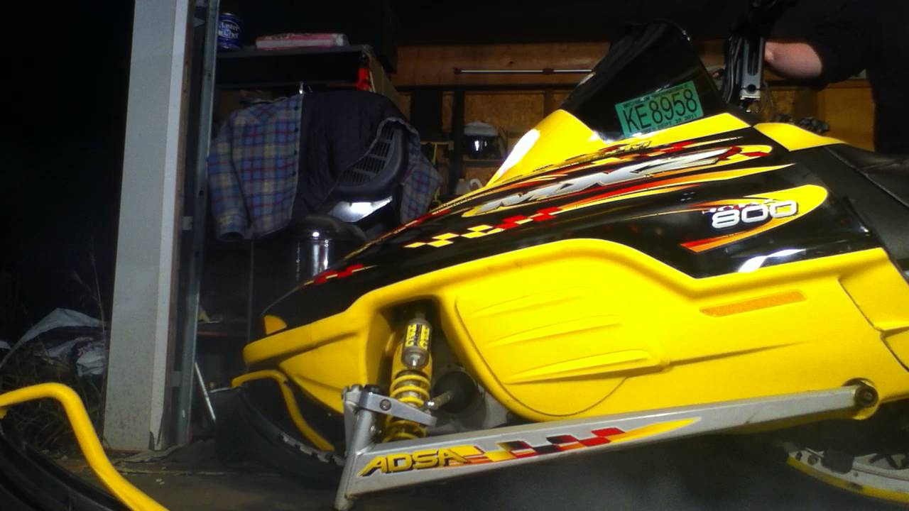 2002 MXZ X 800 SnoStuff Rumblepack - YouTube