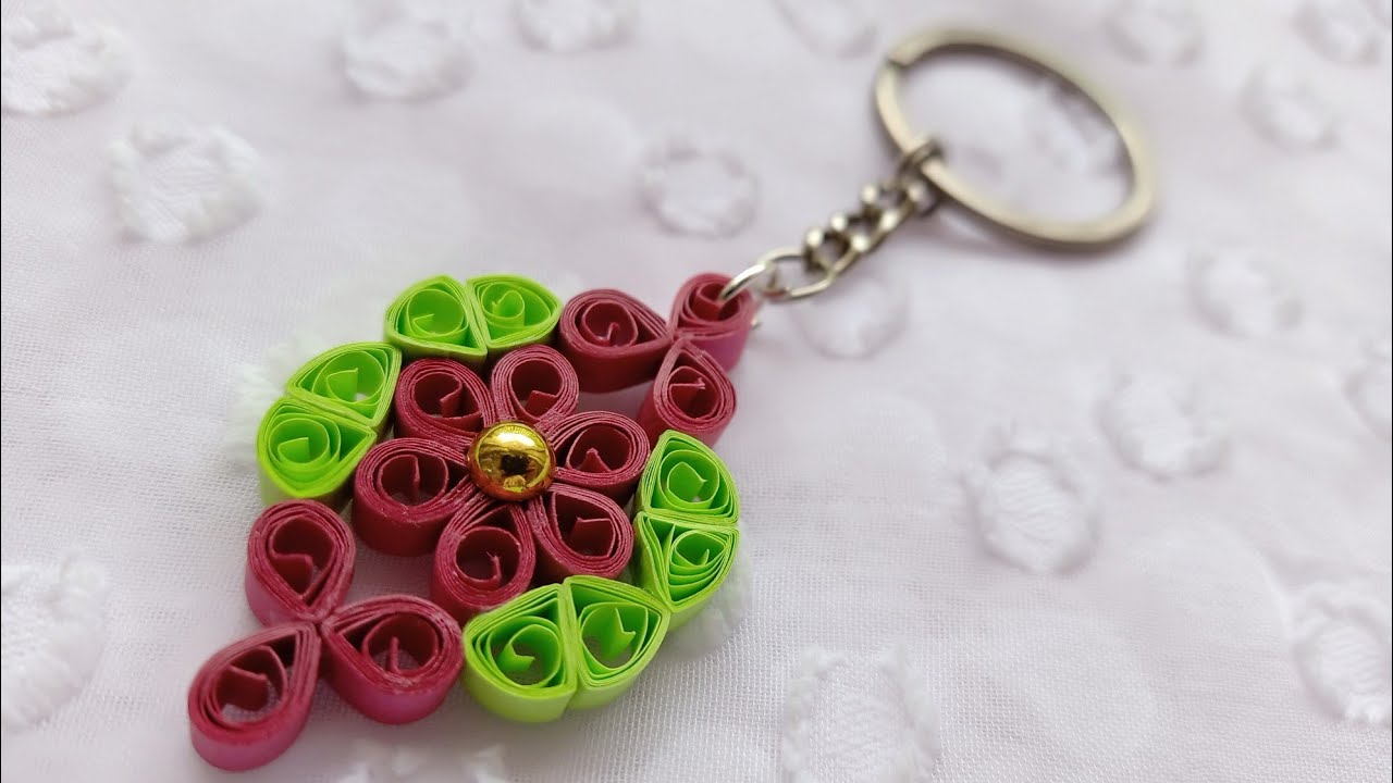 Quilling Keychain Tutorial / How To Make A Paper Quilling Keychain ...
