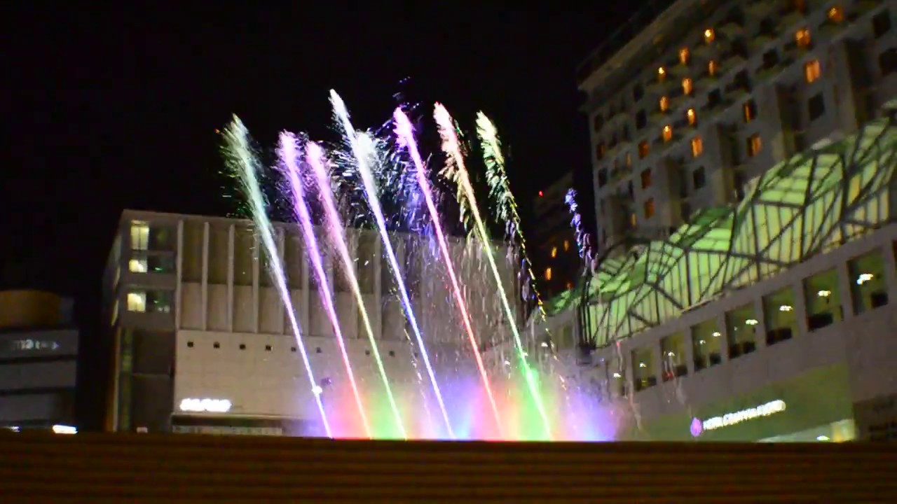 Aqua Fantasy musical fountain show at Kyoto station clip 3 - YouTube