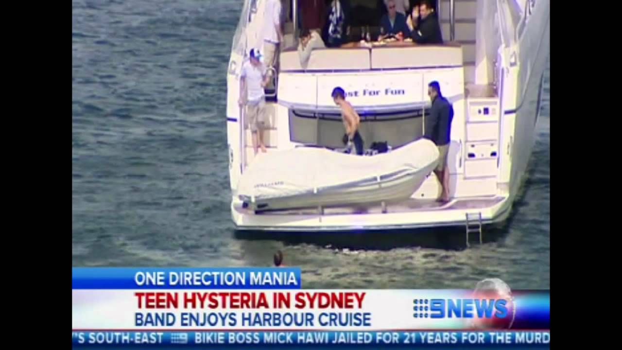 I'm On A Boat- One Direction in Sydney - YouTube