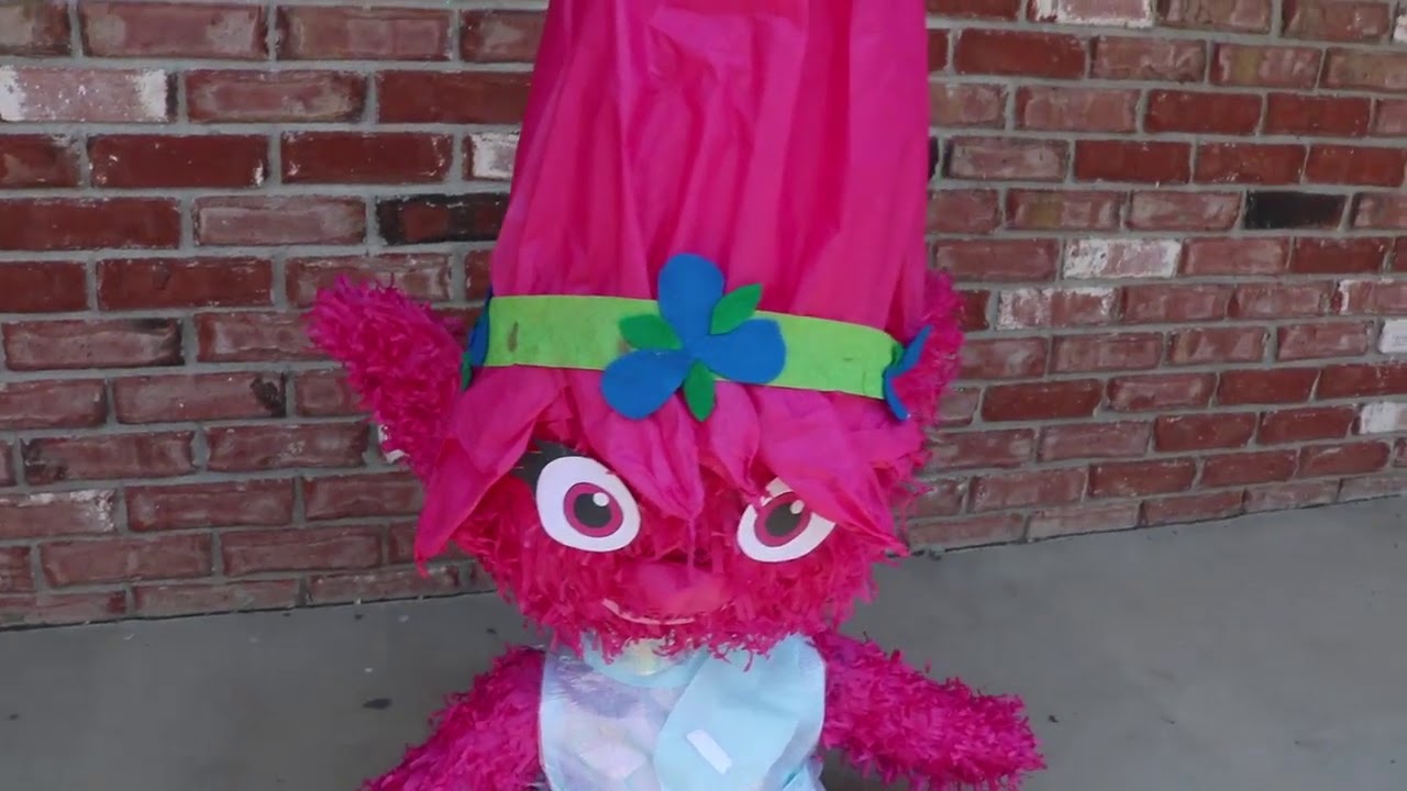 Piñata Poppy - YouTube