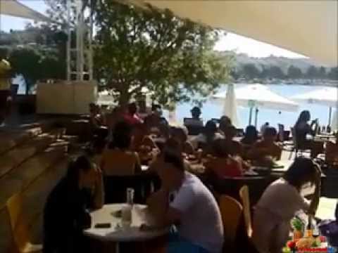 Kafe Pi Beach Club Çeşme - www.eniyirestaurantlar.com