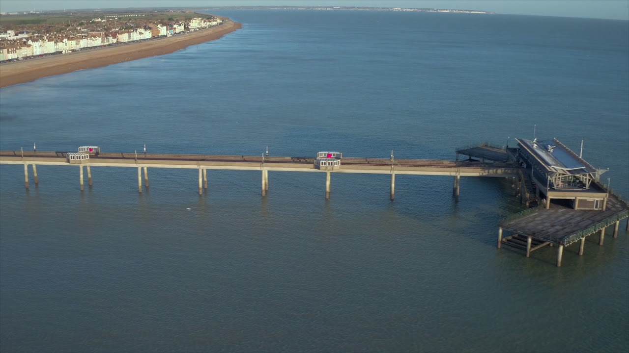 Deal Kent. North end and the pier - YouTube