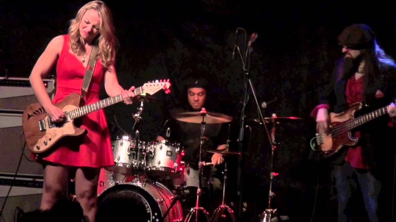 ''RUNAWAY'' - SAMANTHA FISH BAND, Jan 31, 2014 - YouTube