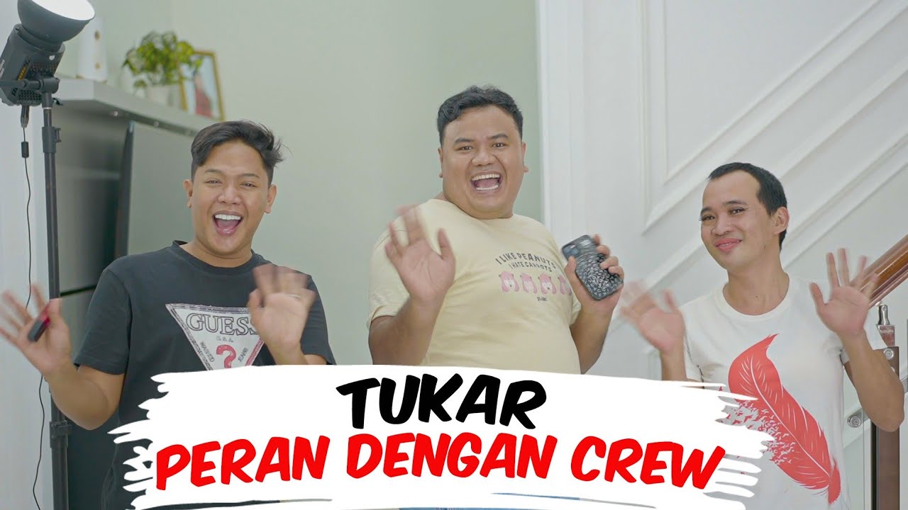 TUKAR PERAN DENGAN CREW || GAMES WARINTIL TEAM BARBAR - YouTube