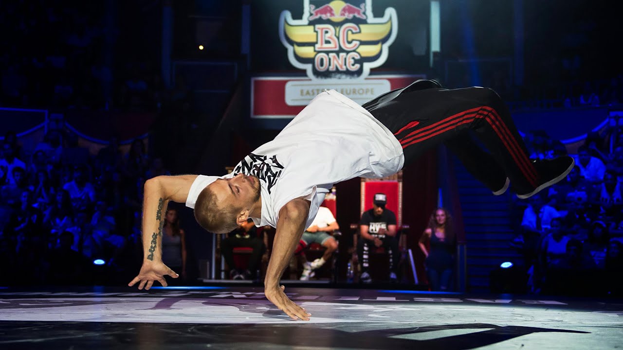 Jester VS Robin - Red Bull BC One Eastern European Final 2015 - YouTube