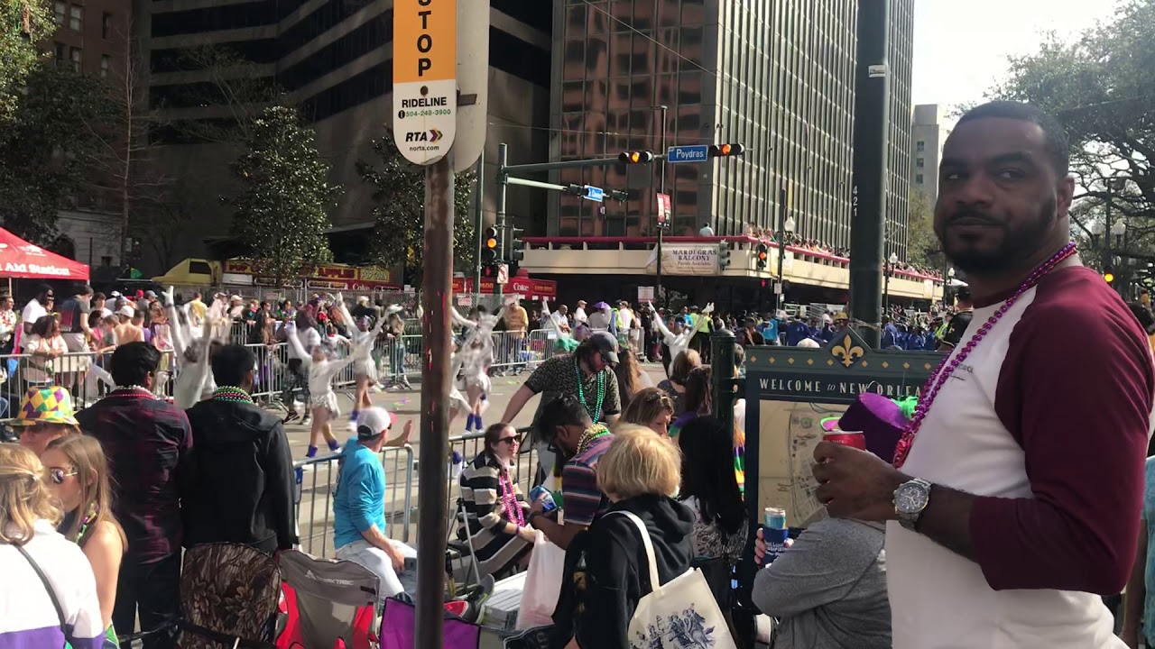 #MardiGras NOLA Parade New Orleans parade. - YouTube