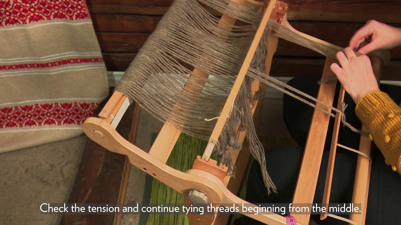 Rigid heddle loom, Tying the warp - YouTube