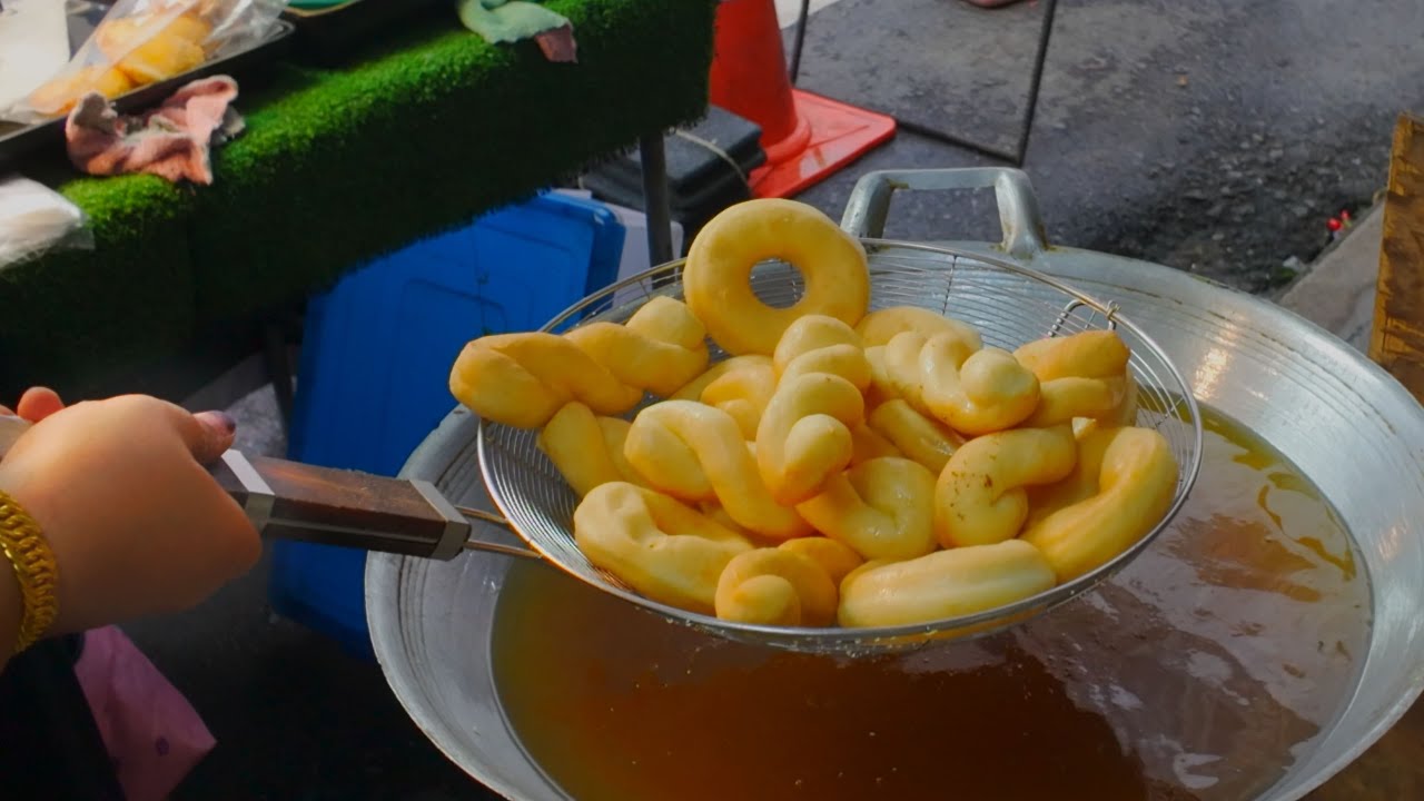 Golden Thai Donuts – Crispy Street Dessert You Must Try in Phuket - YouTube