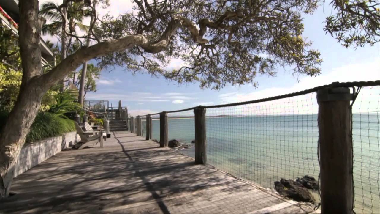 Noosa First Point Beachfont Apartment - R&W Noosa Holiday Accommodation ...