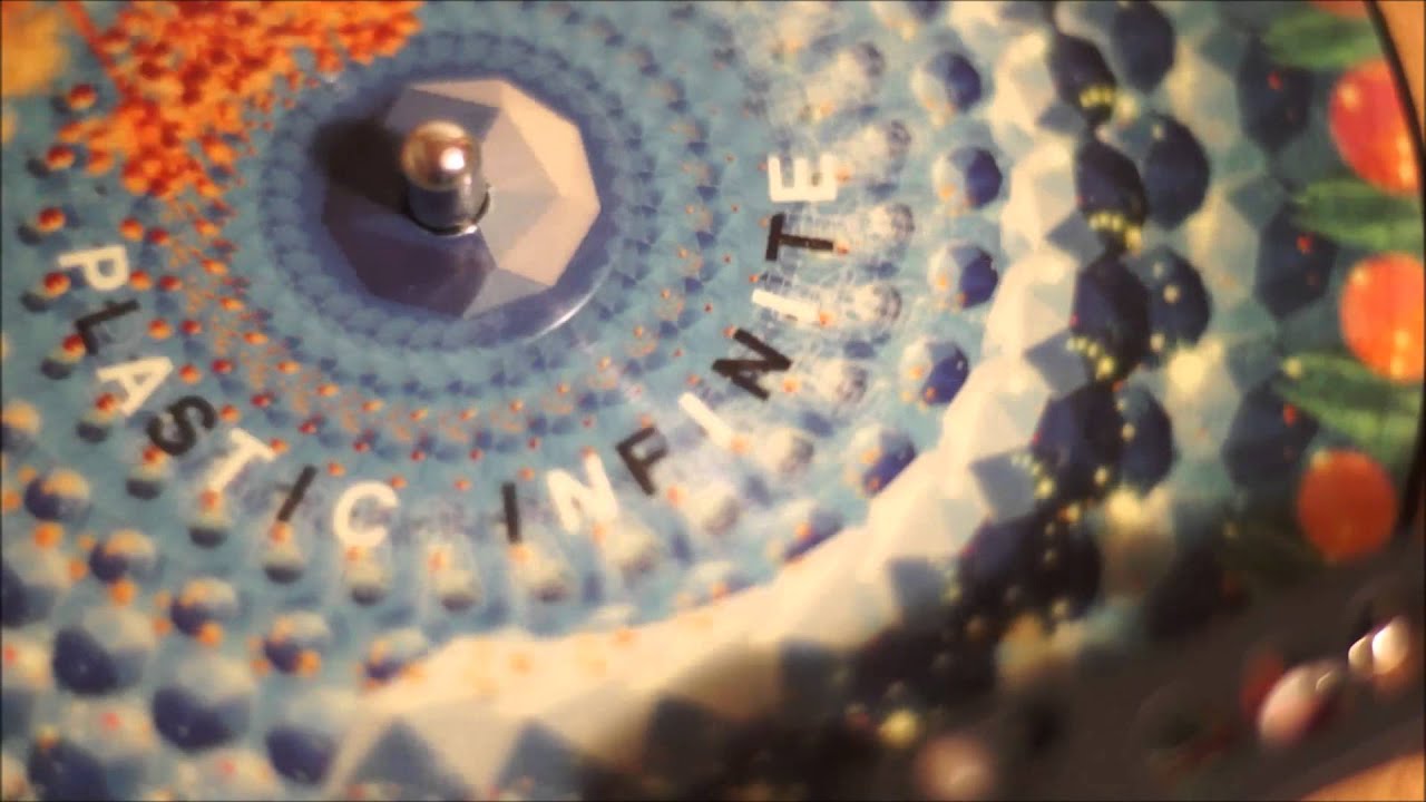 Plastic Infinite 7" animated vinyl record, by Sculpture - YouTube