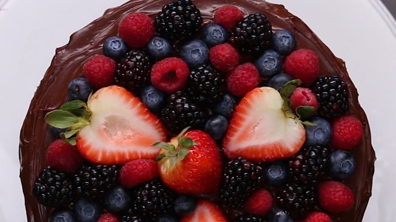 Impress Your Friends With These Extravagant Cake Recipes • Tasty ...