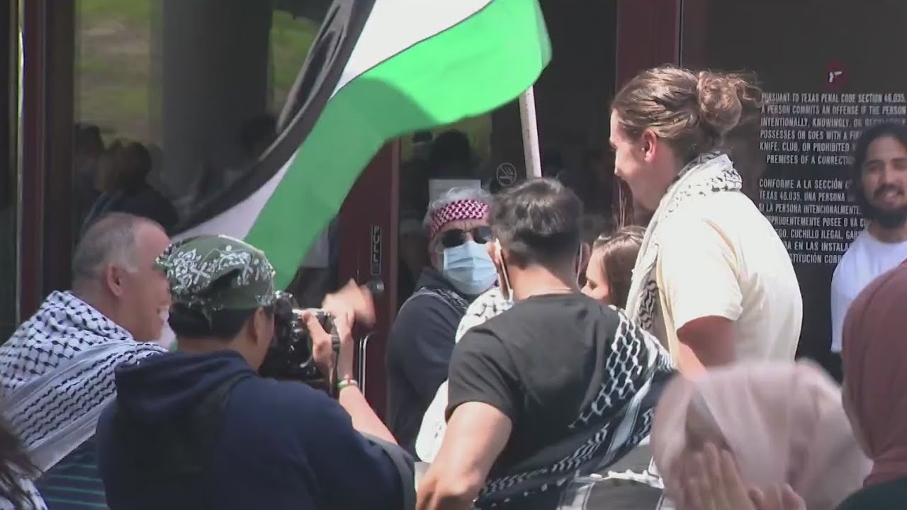 All UT Dallas protest arrestees released from Collin County jail - YouTube