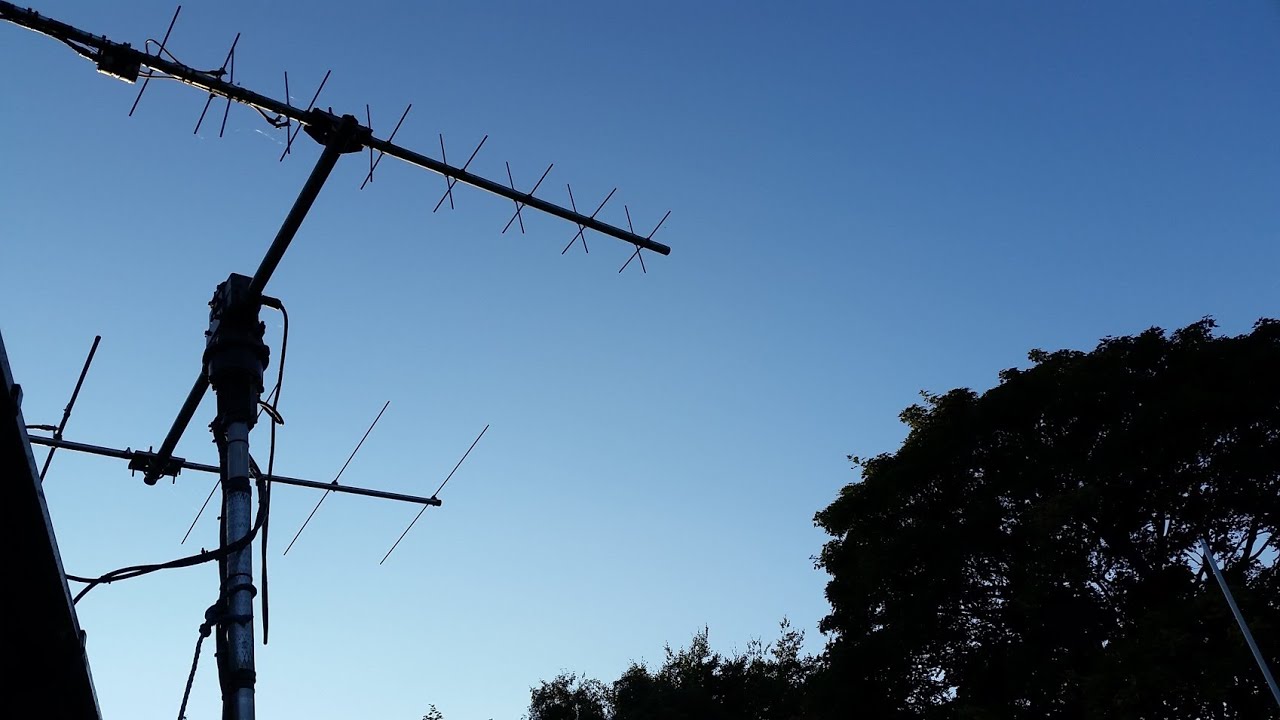 AO-91 SATELLITE - MØYKS - YouTube