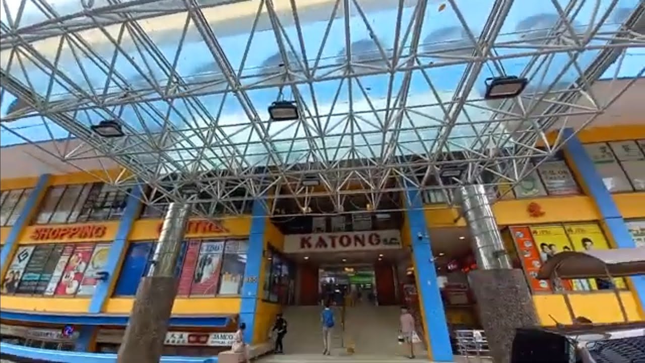 KATONG SHOPPING CENTER | Famous Katong Mei Wei Boneless Chicken Rice ...