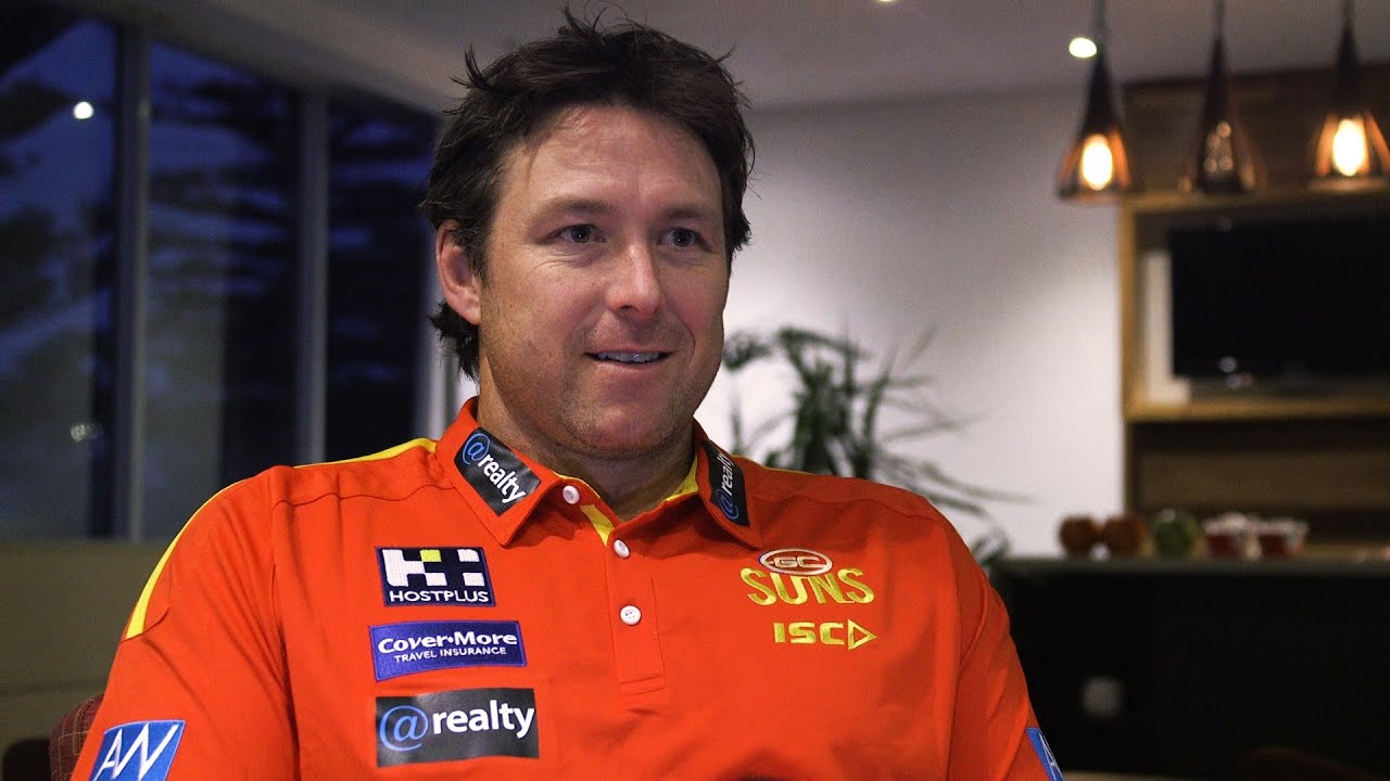 Stuart Dew Extends - YouTube