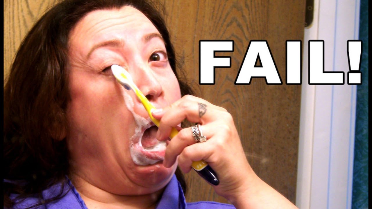 Fails that will make pee in your pants ! bench of idiot 2022 - YouTube