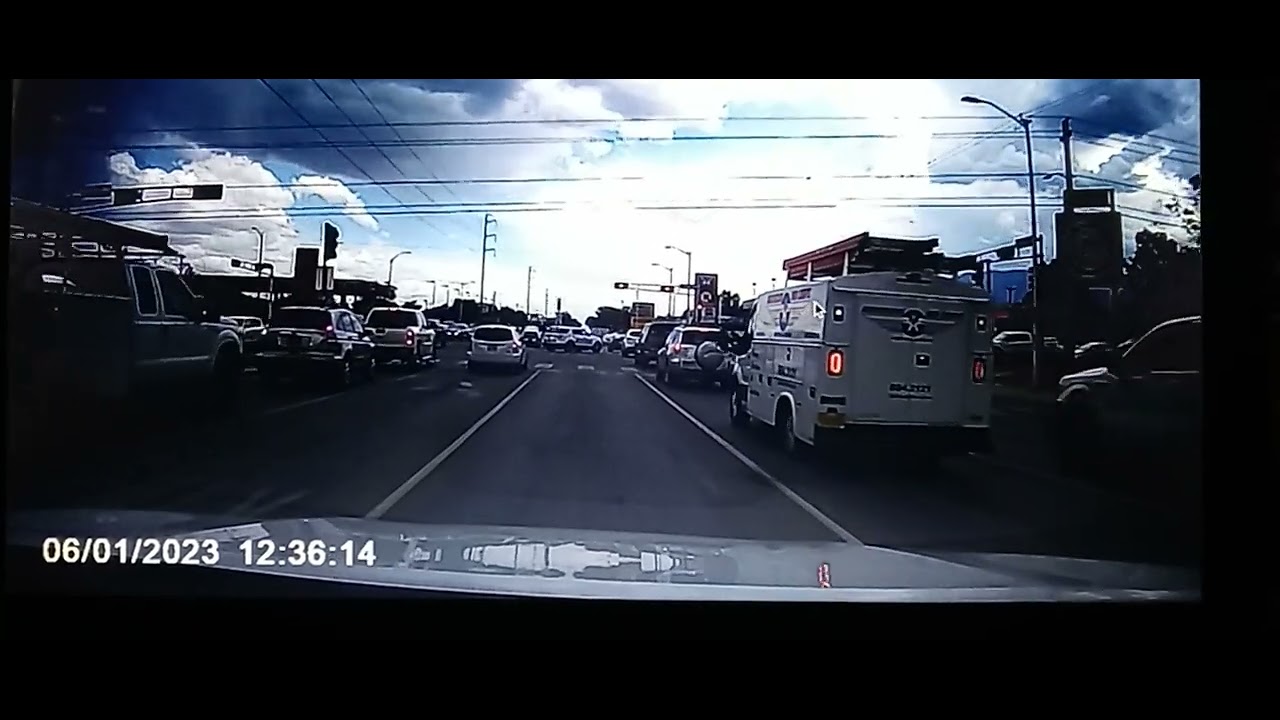 driver turns left from straight....... inconsiderate drivers - YouTube
