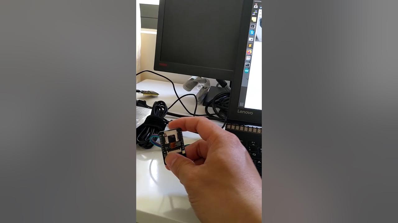 [Iotsharing.com] Esp32 websocket camera live stream - YouTube