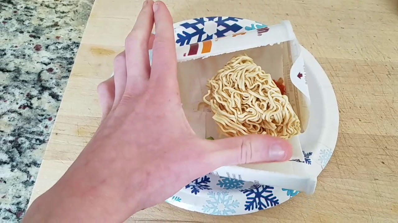 What's inside a cup of noodles? - YouTube